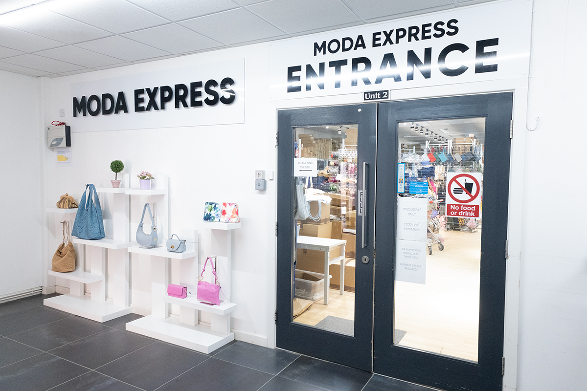 About Us – Moda Express